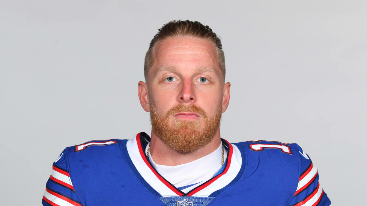 Veteran WR Cole Beasley comes out of retirement, signs with Bills ...