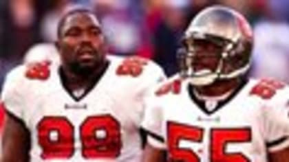 Mark Barron Hits Steve Smith