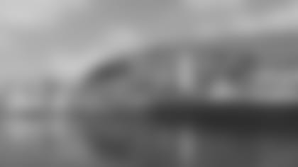 SoFi Stadium’s ‘monumental’ roof provides comfort for fans while ...