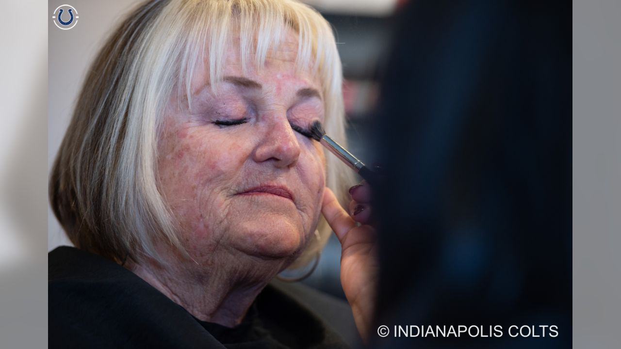 Julie Presley's Instagram, Twitter & Facebook on IDCrawl