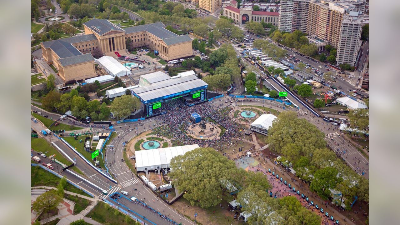 2017 Nfl Draft Day Philadelphia