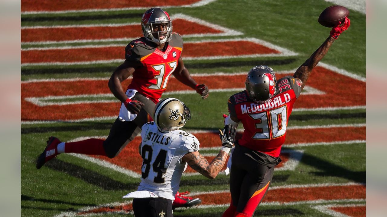 Game Awards: Bucs vs. Saints