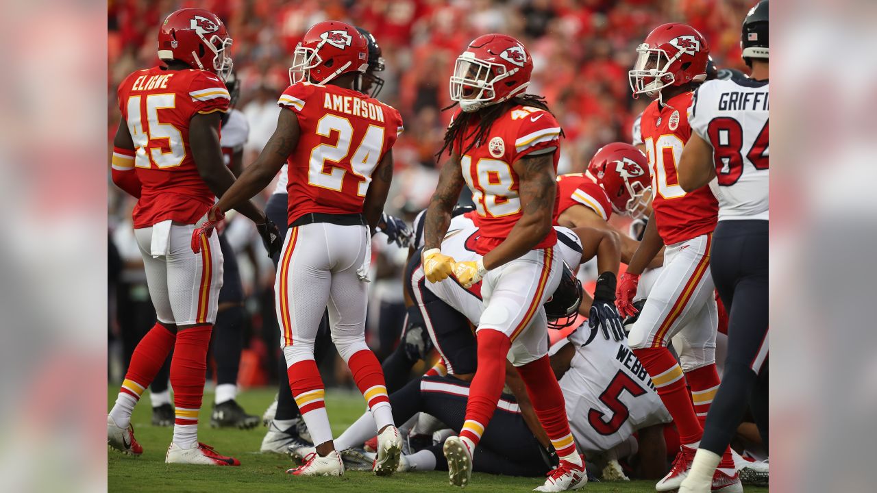 Photo Gallery: Chiefs vs. Texans Game Action
