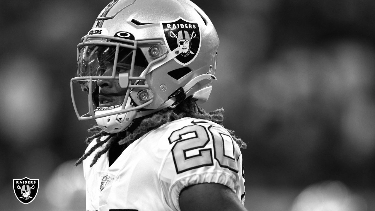 2020 Las Vegas Raiders inagural season magazines X4 And Raiders Box ...