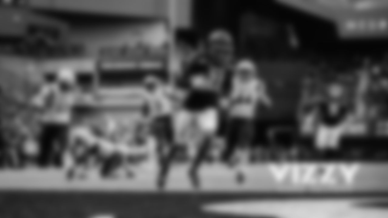 2023 NFL Draft: WR Tyler Scott, Cincinnati, 133rd pick | Chicago Bears 2023 NFL Draft: WR Tyler Scott, Cincinnati, 133rd pick | Chicago Bears