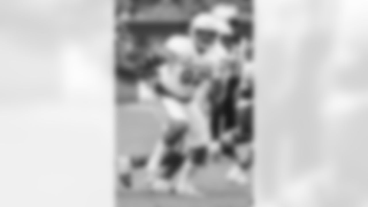 What Bucs fans should know about 2nd Round Pick (#33 Overall) DL Logan Hall