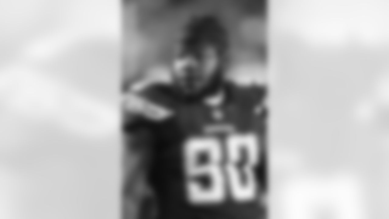 PHOTOS: Steelers sign Ricardo Mathews PHOTOS: Steelers sign Ricardo Mathews