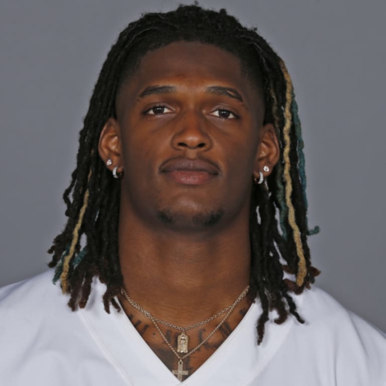 Kyle Wilson Cuts Dreads