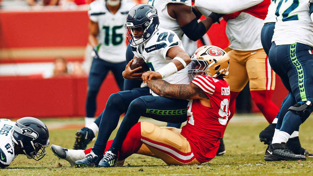 Yetur Gross-Matos Records First Sack with the 49ers