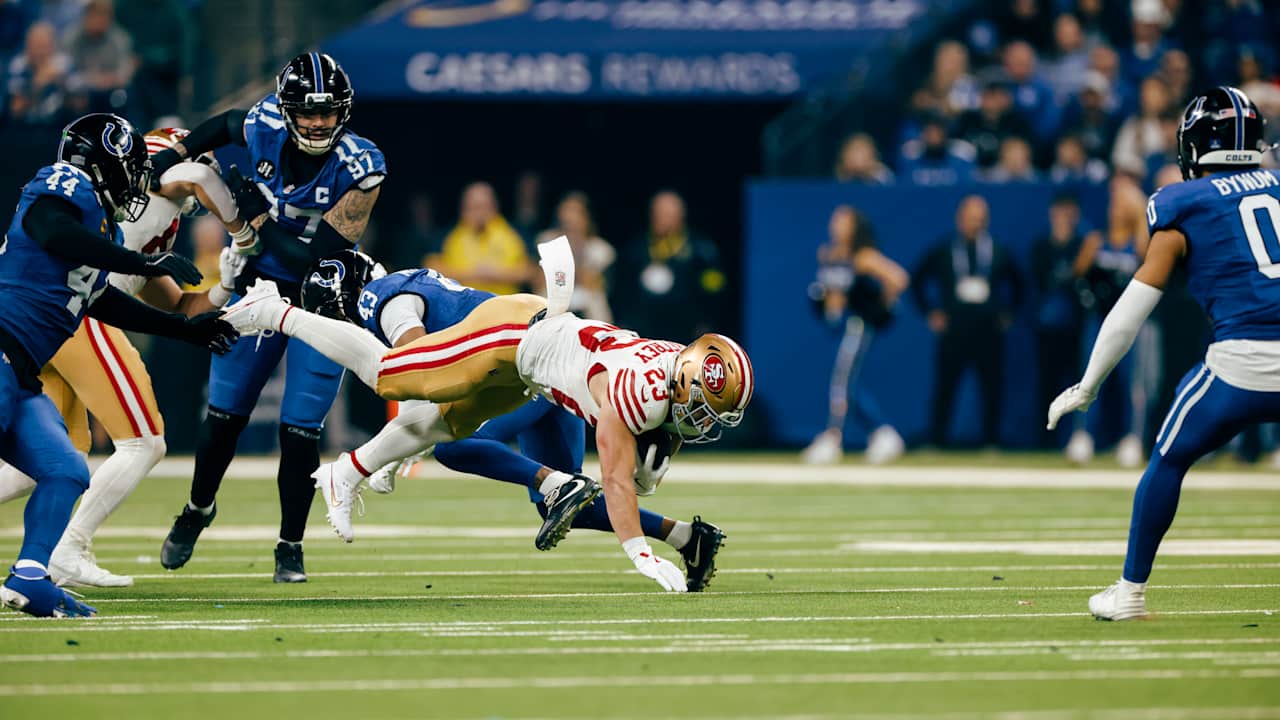McCaffrey's 24-Yard Run Marks His Longest Carry of 2025