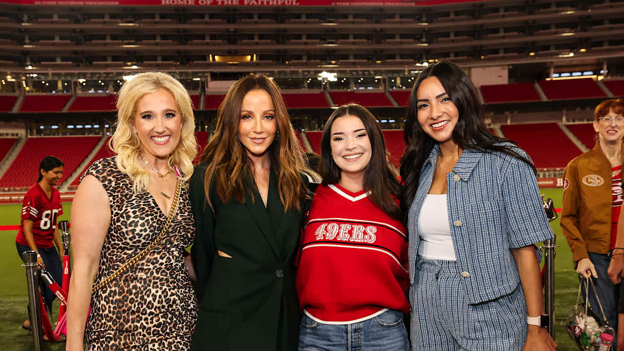 Women of the Niners Gather for 2024 WON Insider Happy Hour ️