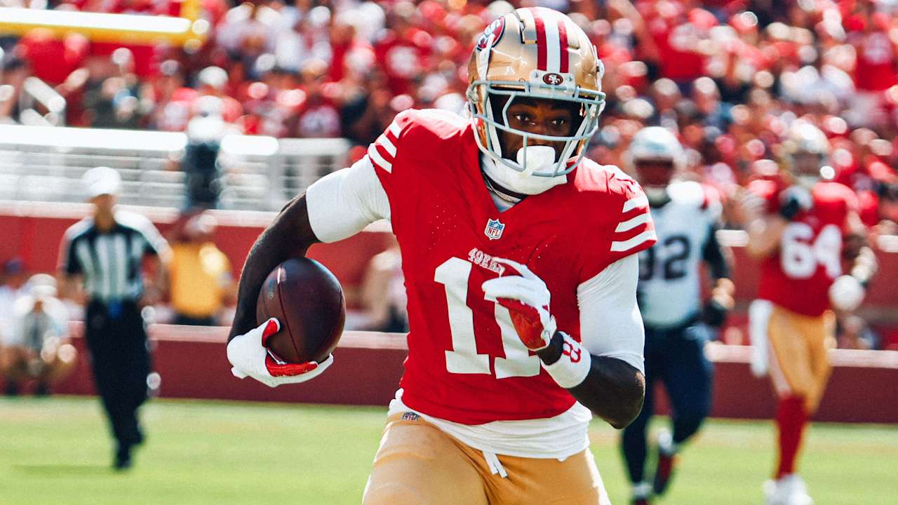 Brandon Aiyuk Makes a Diving Catch Against the Patriots