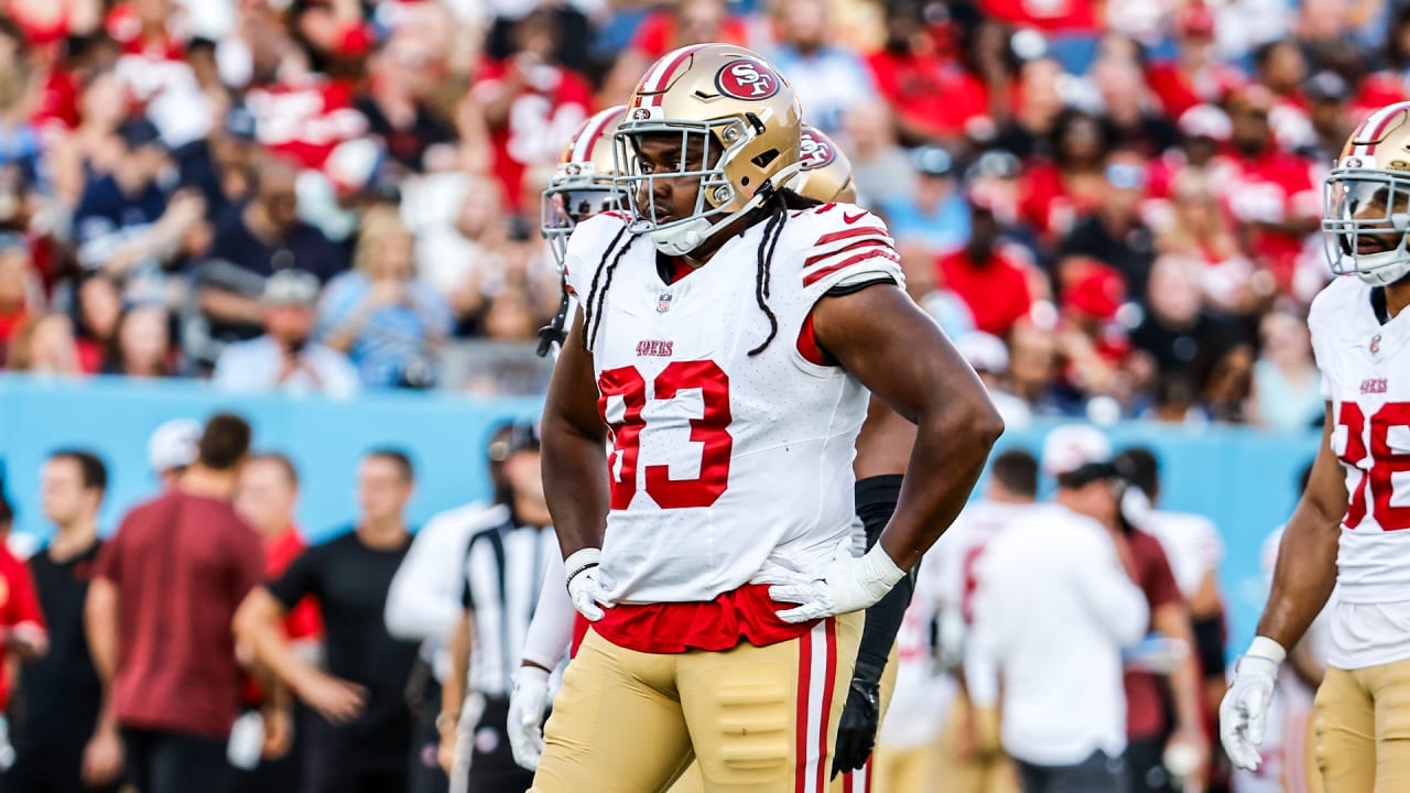 Kalia Davis Chases Down Malik Willis for a Sack