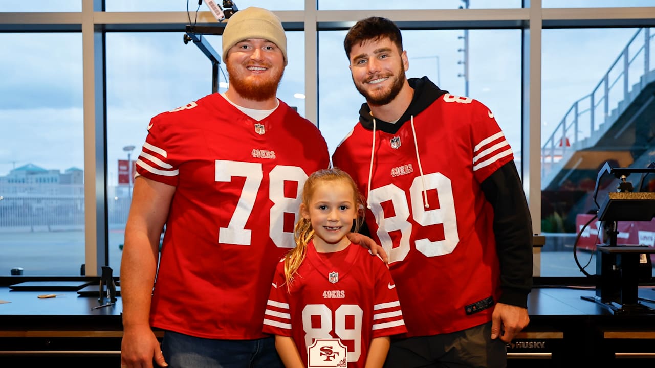 49ers Host a Night of Joy at the Annual Feast with the Niners