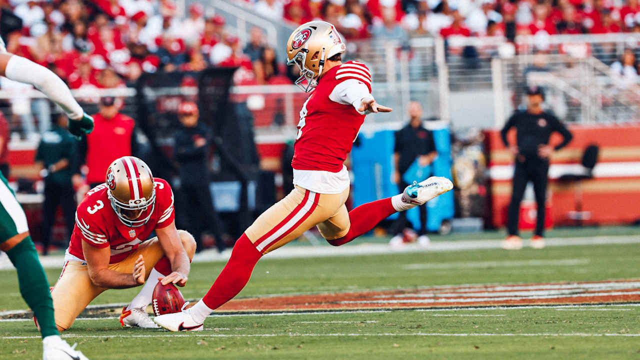 Jake Moody's Sixth Field Goal Extends 49ers Lead to 32-13
