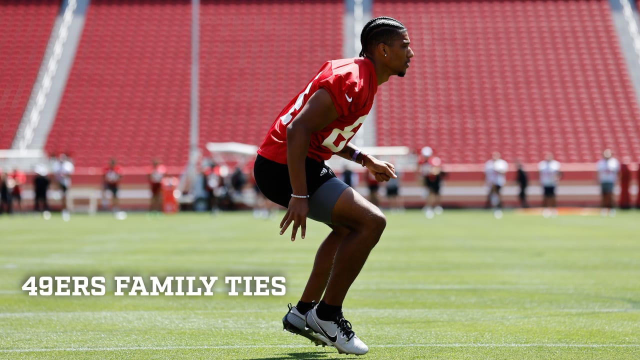 Terrell Owens Supports Son, Terique Owens, at 49ers Local Pro Day