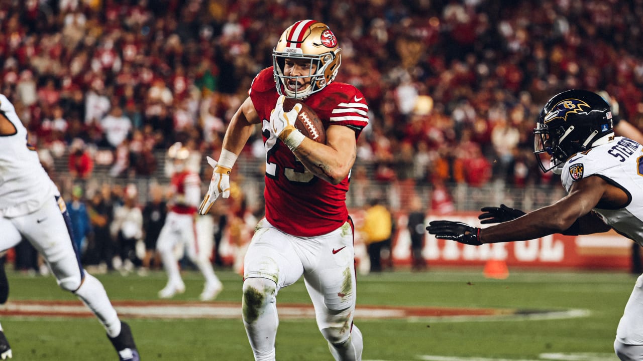 Christian McCaffrey Breaks Loose on 39-Yard Run
