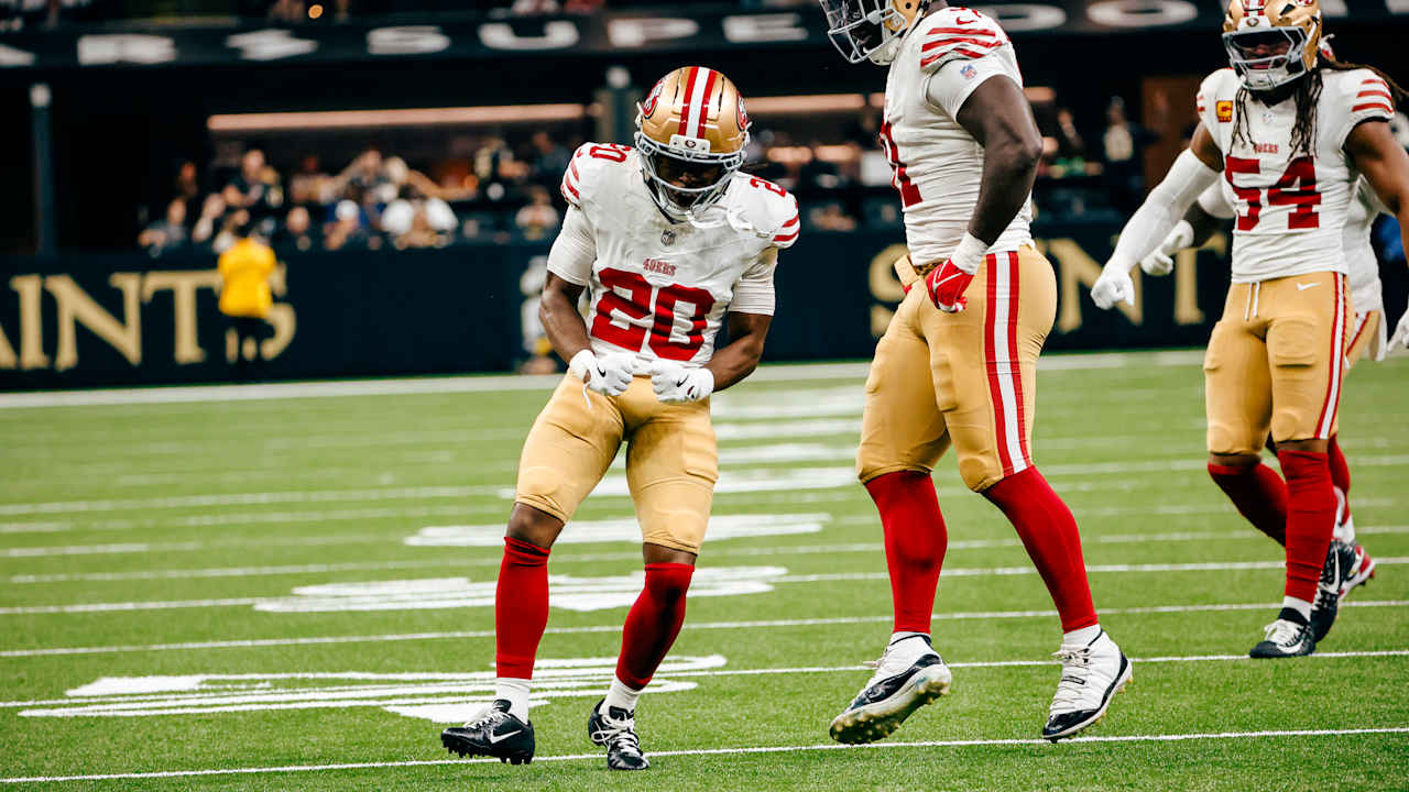 Upton Stout Records First Career Sack Against Spencer Rattler