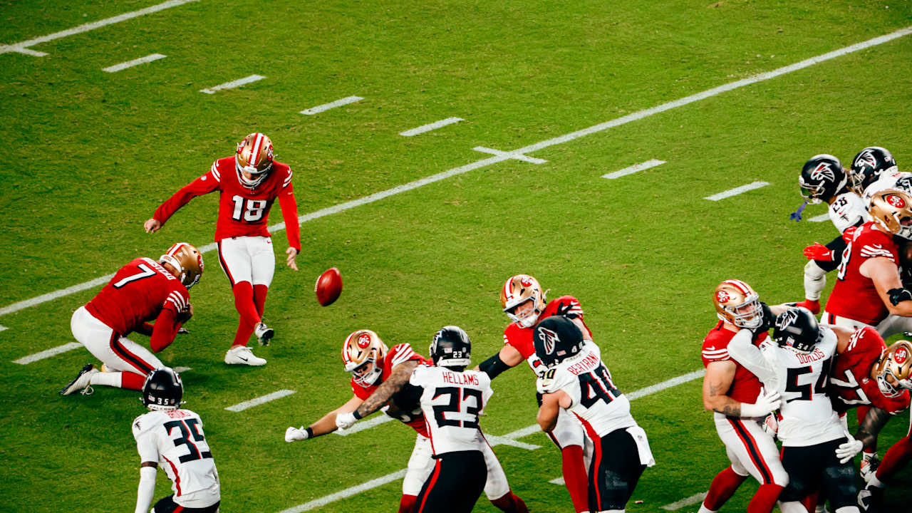 Eddy Piñeiro Drills 55-Yard Field Goal to Extend 49ers Lead