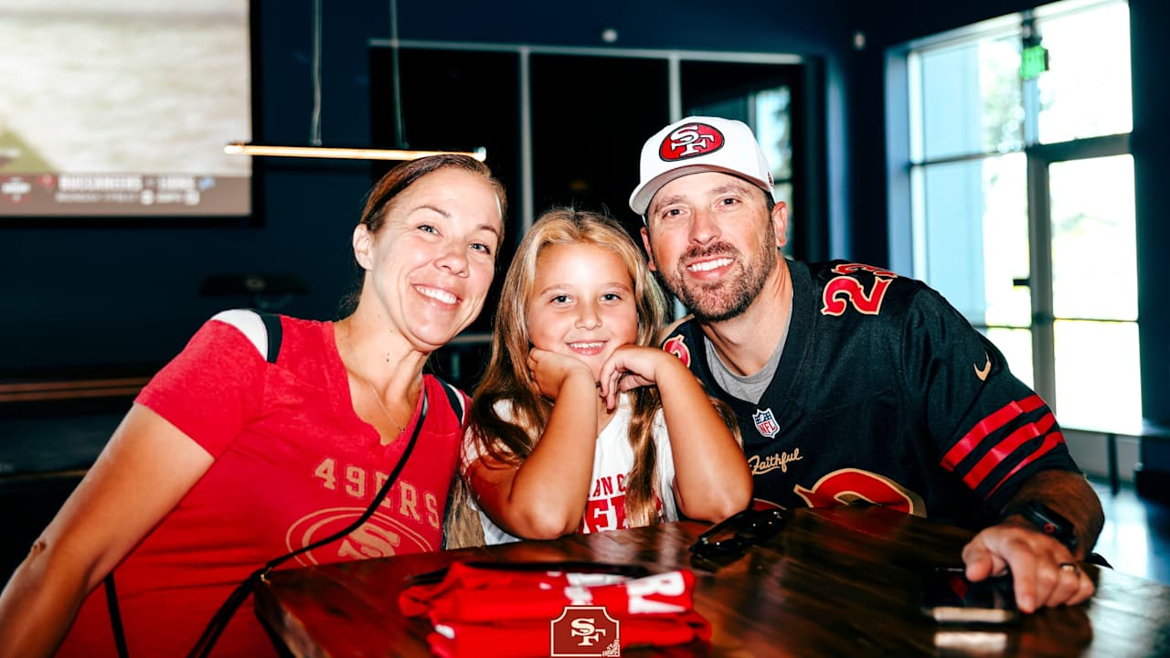 Faithful Celebrate at 49ers Fan Rally in Milpitas Before 'SNF'