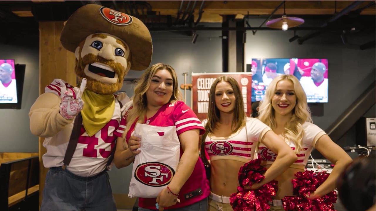 49ers Host a Watch Party in San Francisco to Kick off the 2022 Season