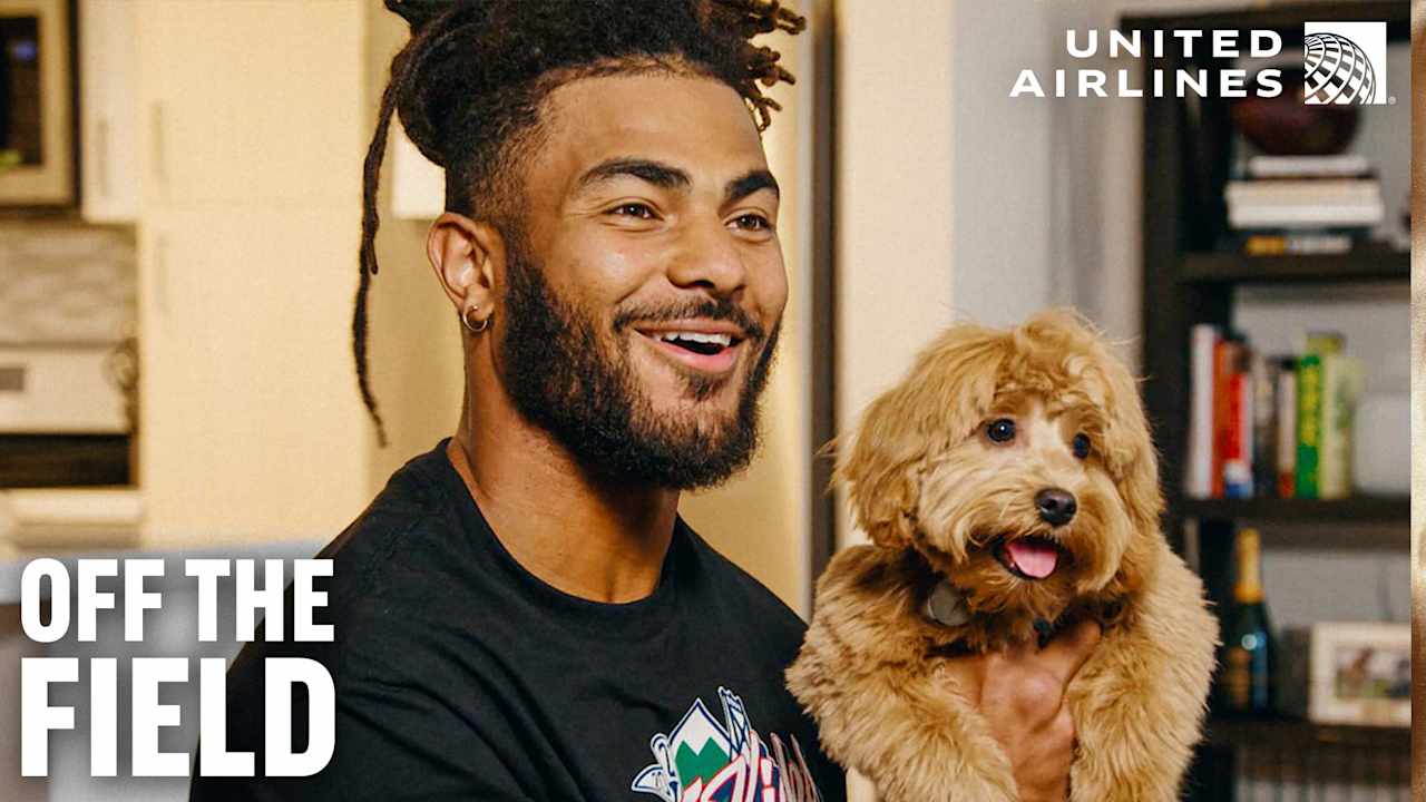 Meet the Dogs of the Niners | Off the Field | 49ers Webzone