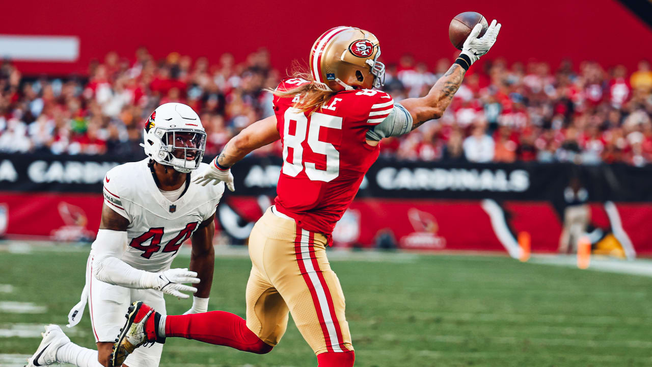 George Kittle Locks In a One-Handed Grab on Third Down