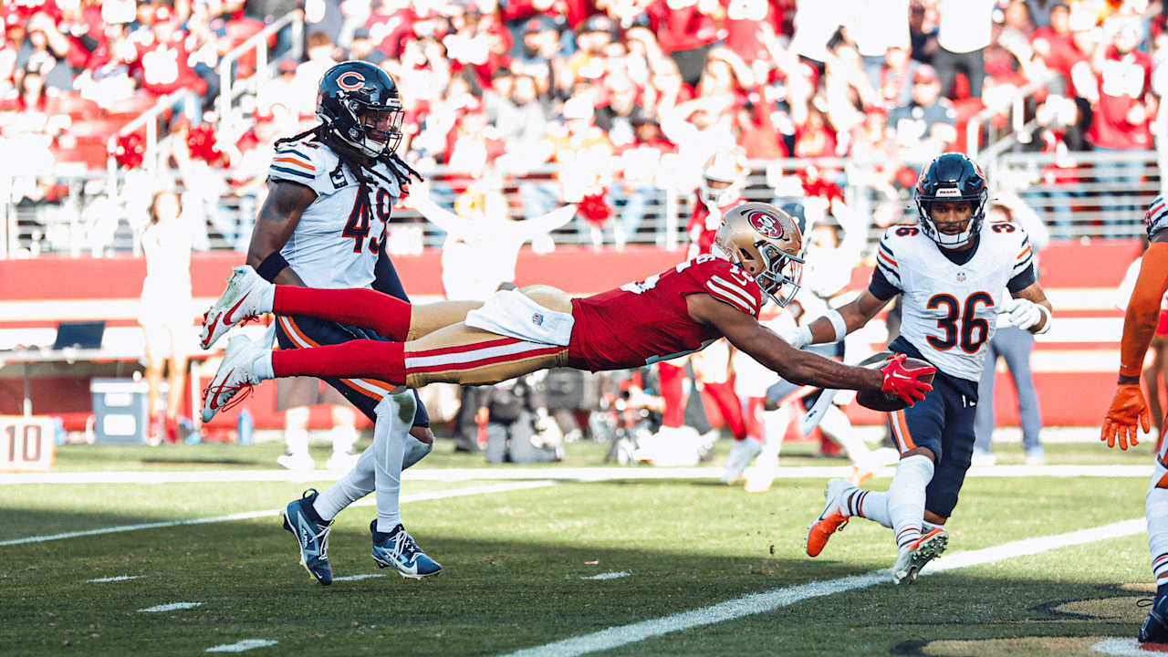 Jauan Jennings Dives into the End Zone for the Touchdown