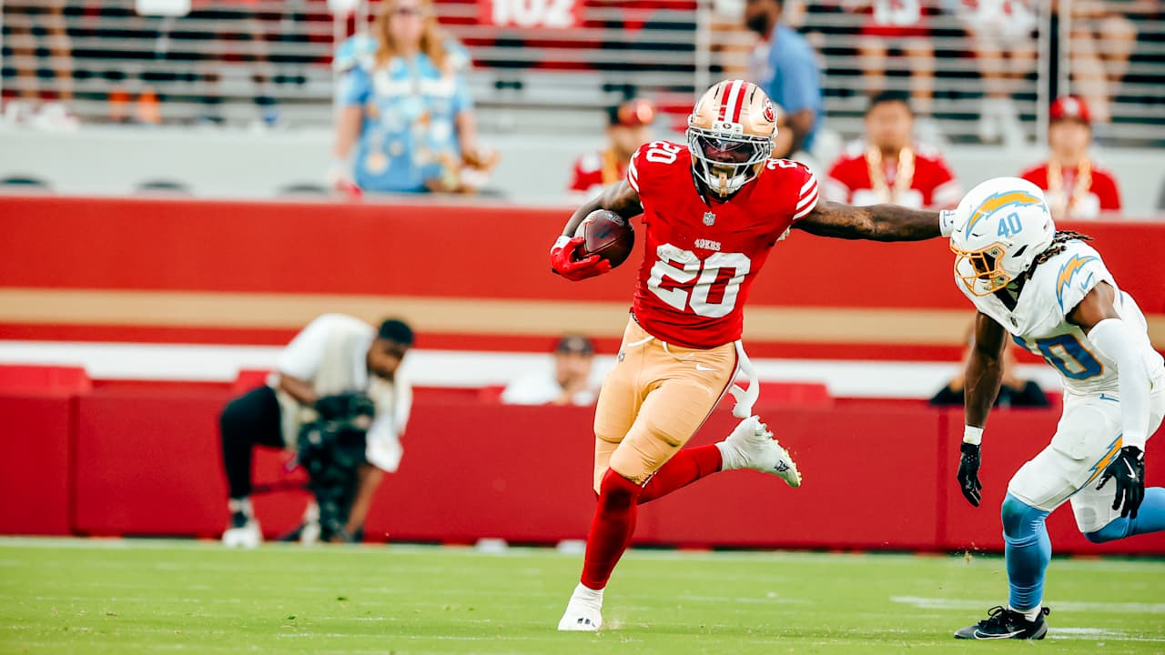 Jeff Wilson Jr. Powers Through for 5-Yard Touchdown
