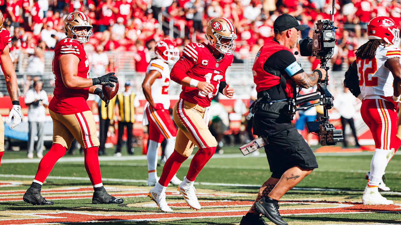 Brock Purdy Pushes the Pile for the Touchdown