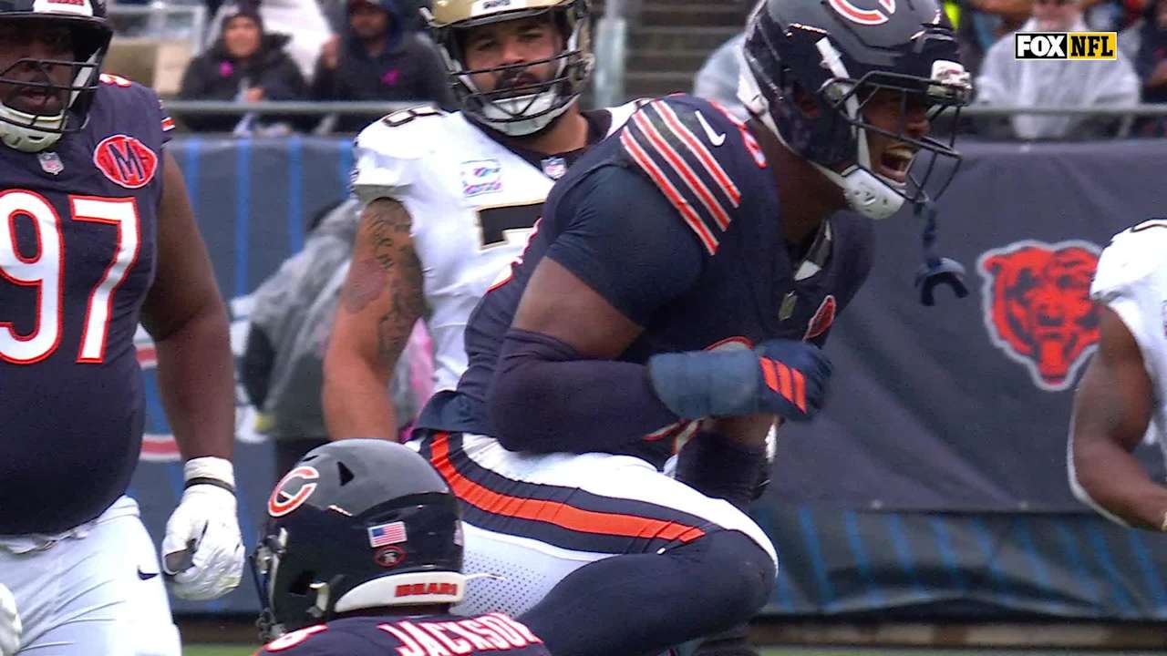 HIGHLIGHT: Dominique Robinson crushes Taysom Hill to notch 9-yard TFL