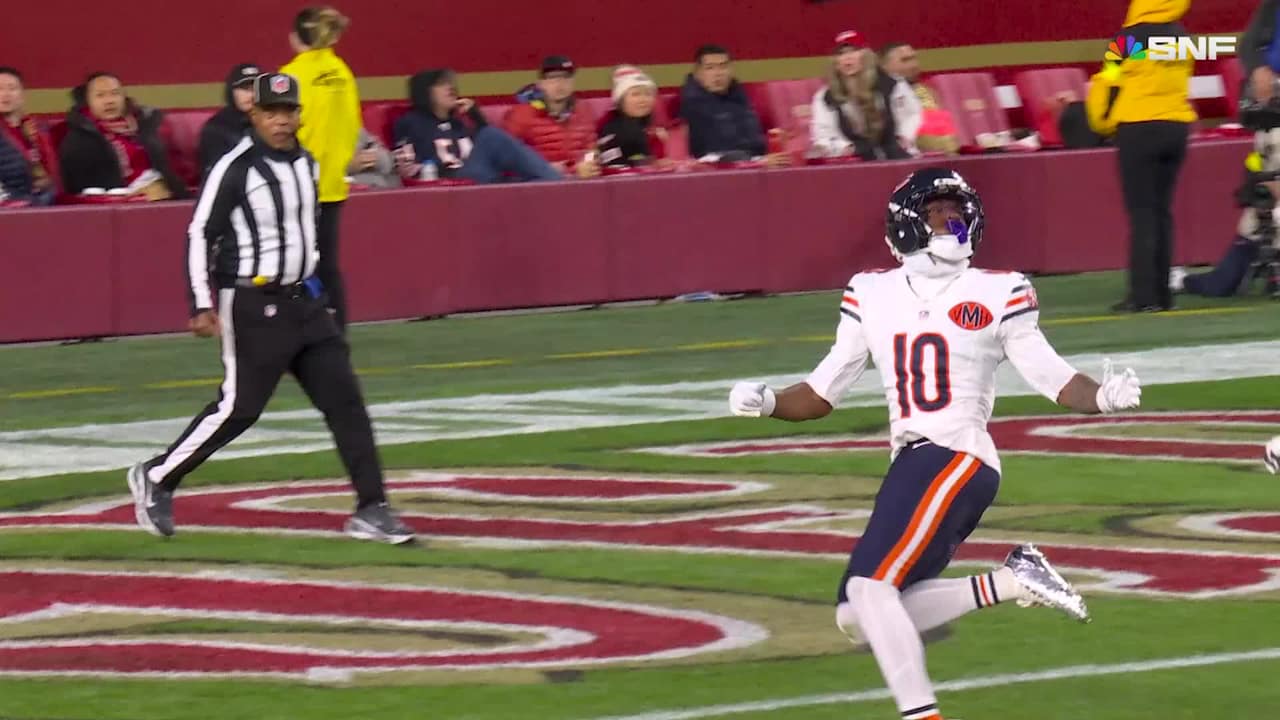 HIGHLIGHT: Caleb Williams lofts perfect pass to Luther Burden III for ...
