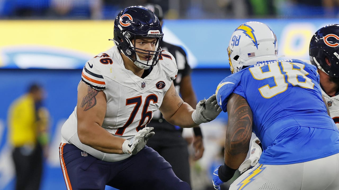 Bears guard Teven Jenkins 'in a groove'