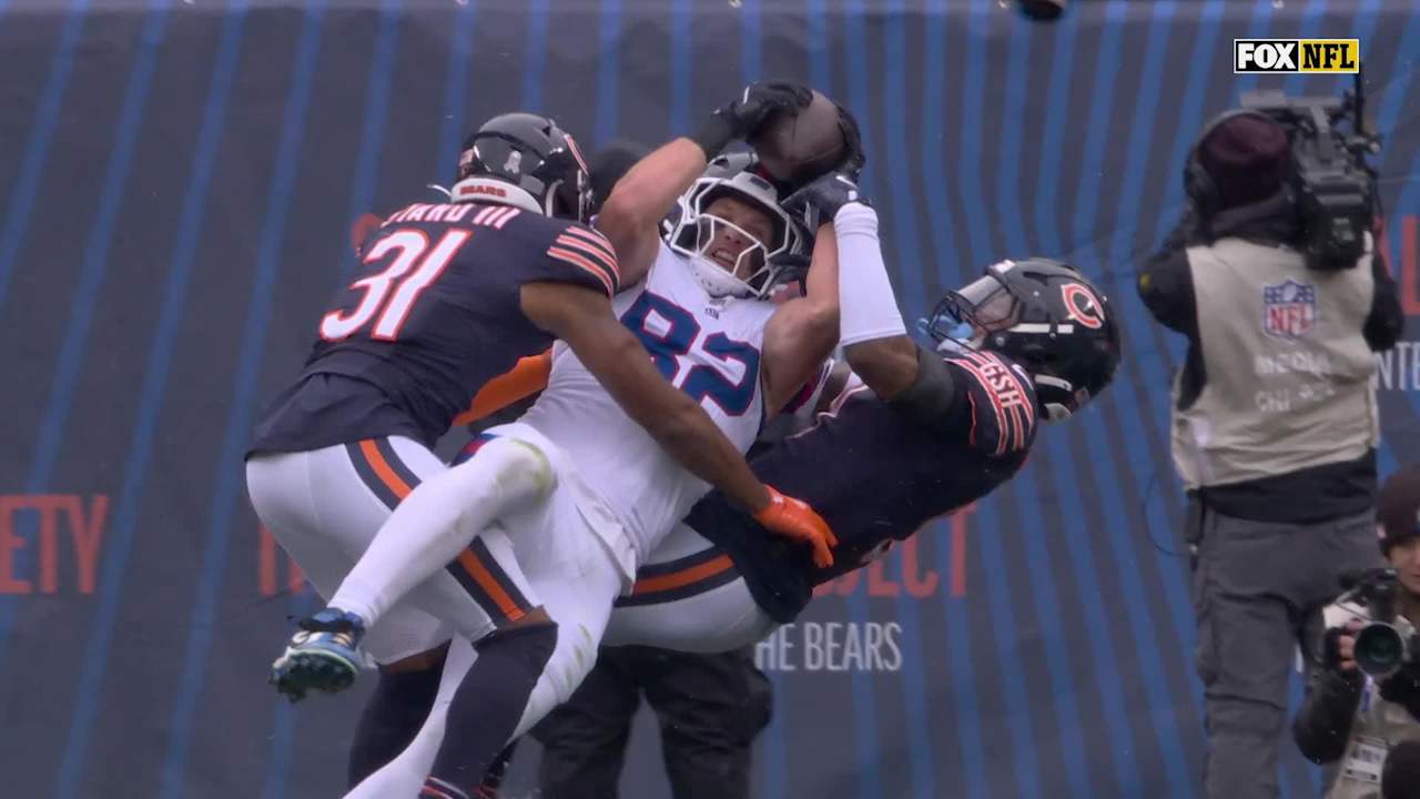 HIGHLIGHT: Jaquan Brisker denies potential fourth-down TD