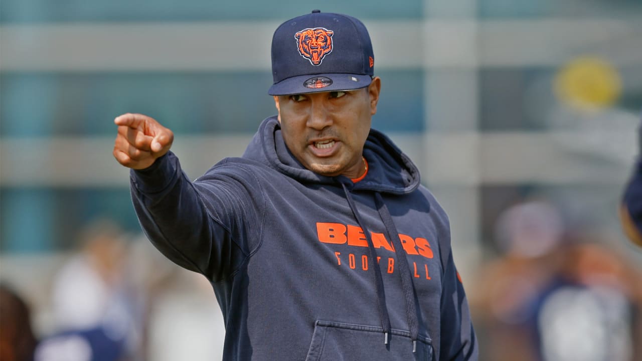Chad Morton brings passion, energy, competition to Bears practices