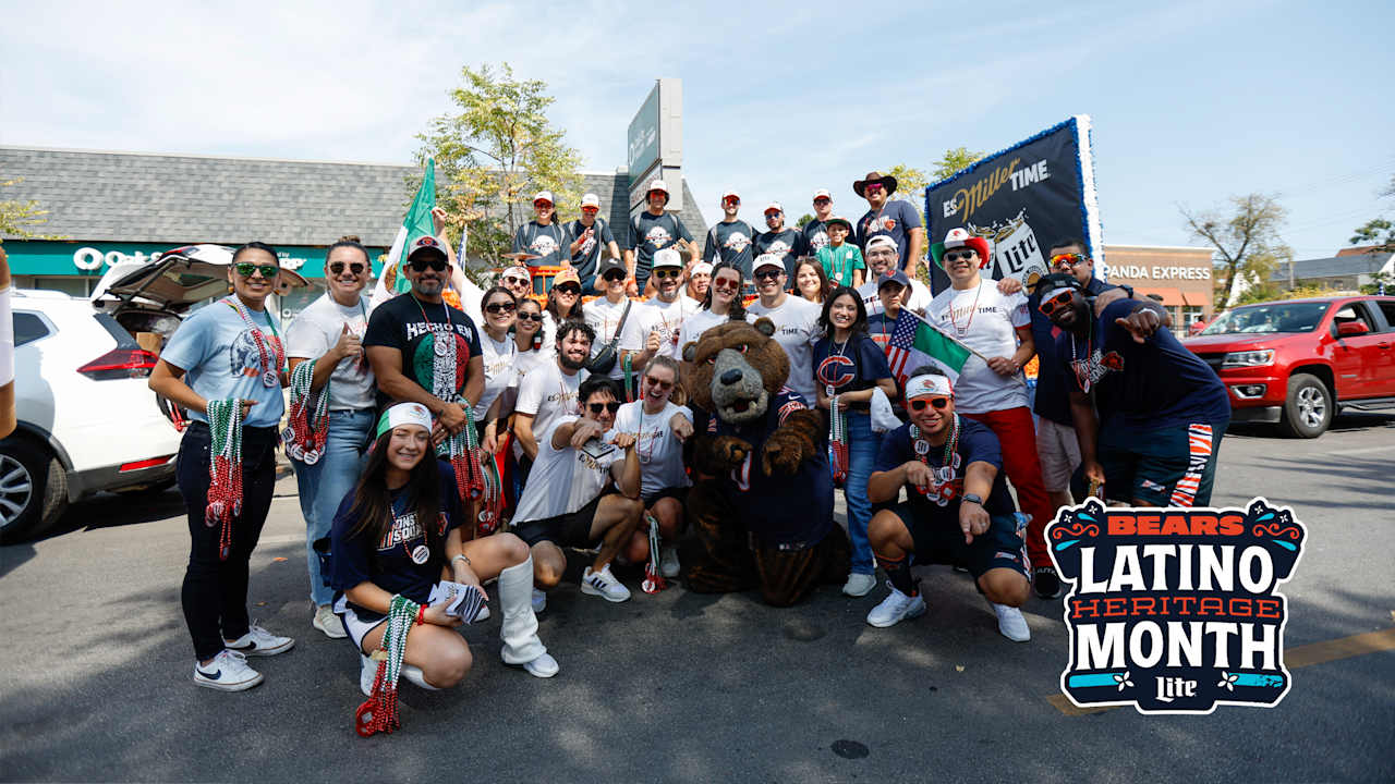 Bears celebrate Latino Heritage Month at Mexican Independence Day Parade