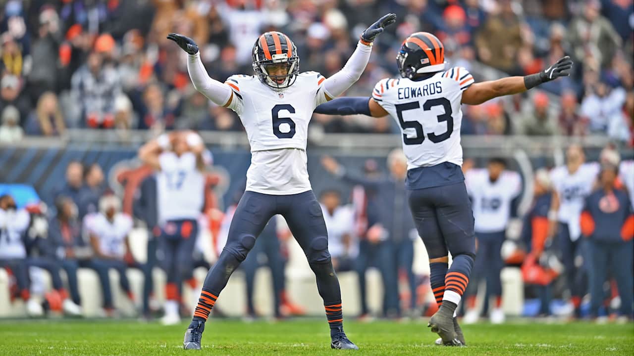 HIGHLIGHT: Kyler Gordon breaks up pass for fourth-down stop