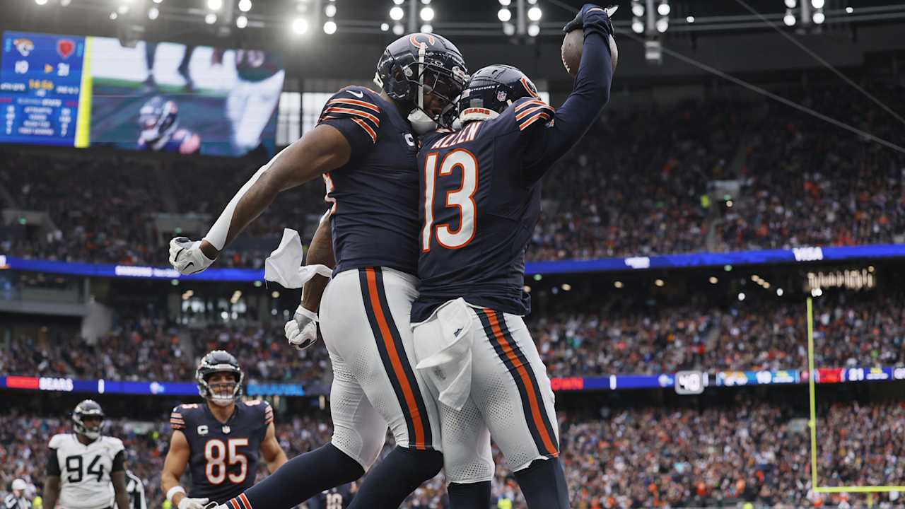 HIGHLIGHT: Caleb Williams lofts perfect pass to Keenan Allen for fourth TD