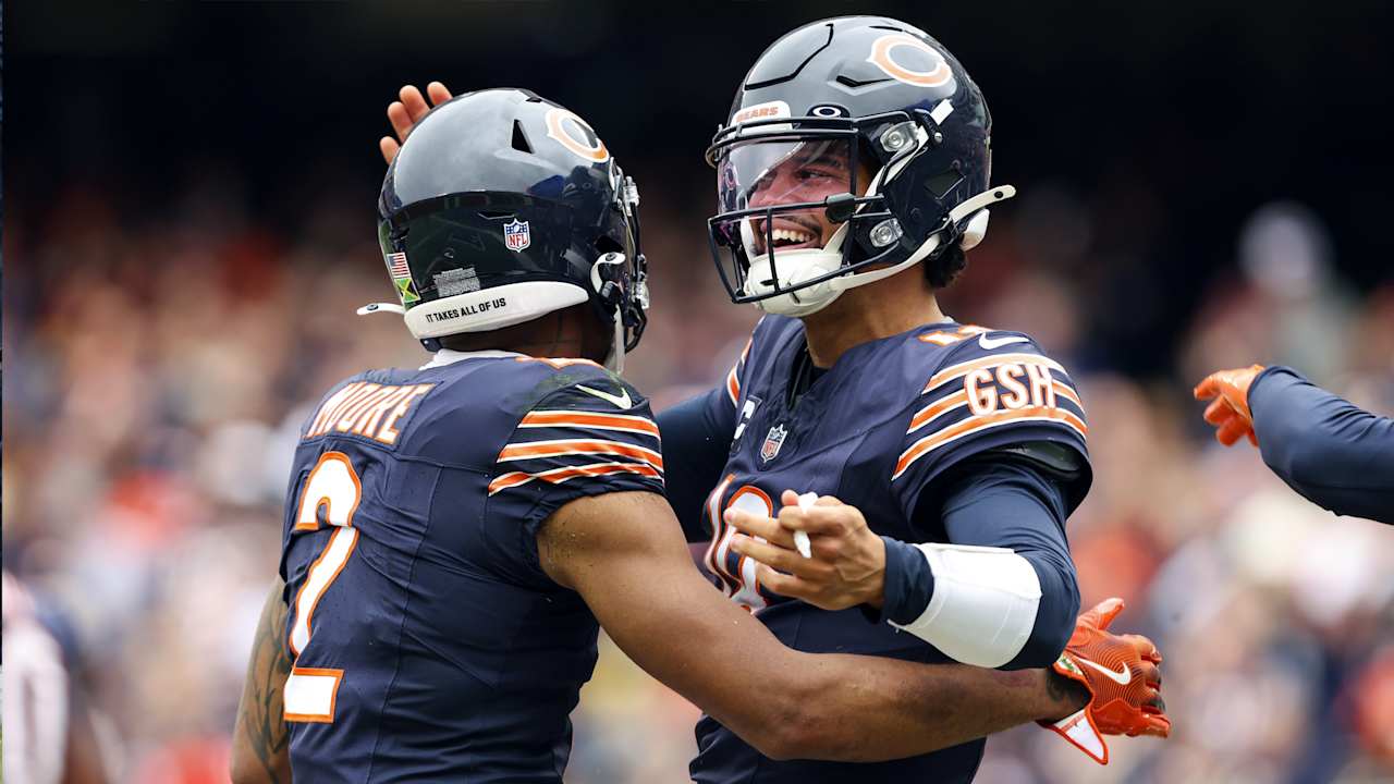 DJ Moore lauds Caleb Williams' leadership: 'He's taken those strides'