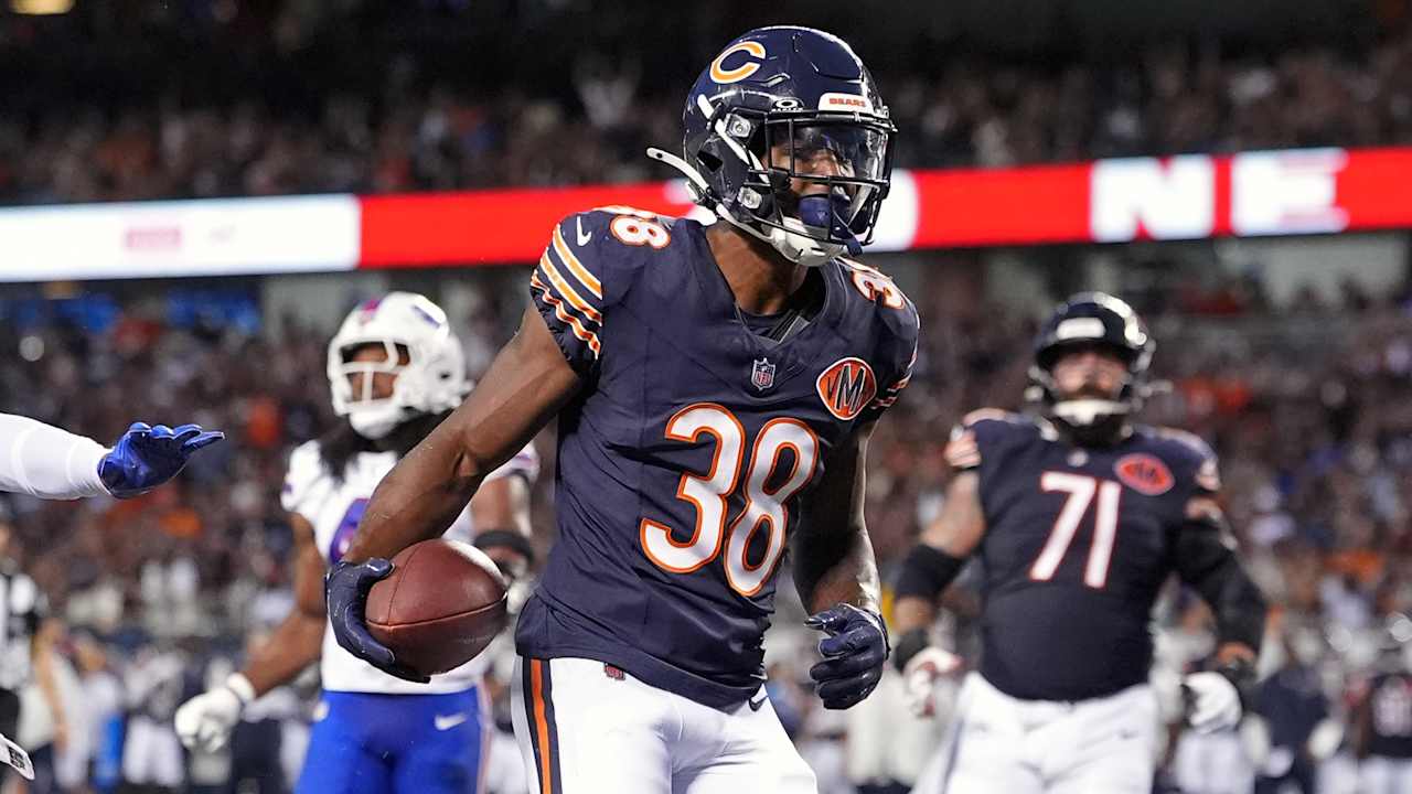 HIGHLIGHT: Bears' second TD comes via Brittain Brown's one-yard plunge ...
