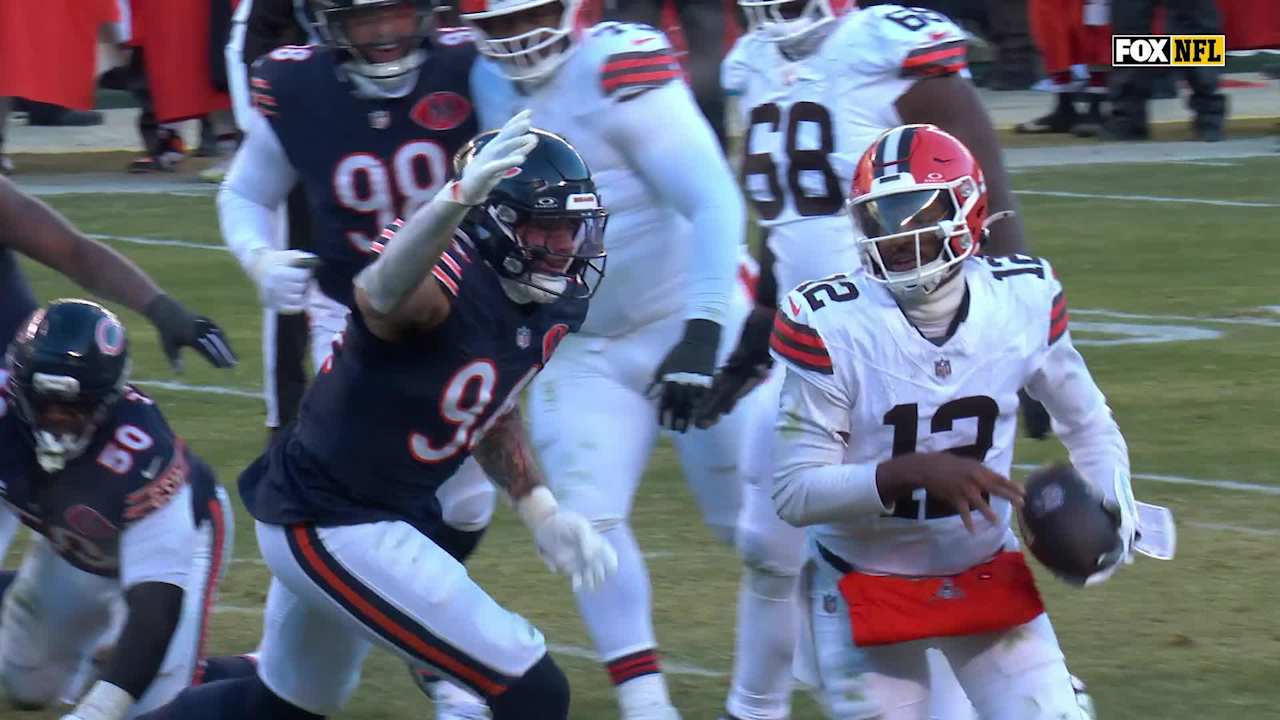 HIGHLIGHT: Austin Booker denies Browns end zone to clinch 31-3 with ...