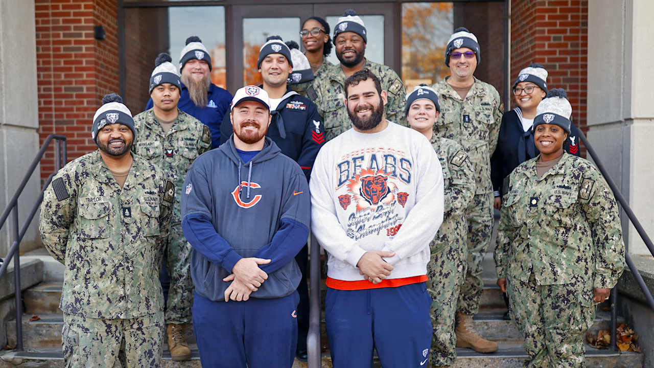 Bears players visit Naval Station Great Lakes
