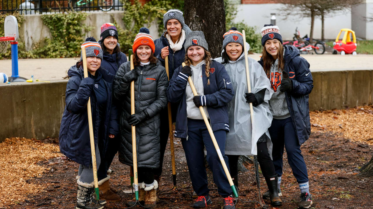 Bears continue support of organizations helping domestic violence survivors