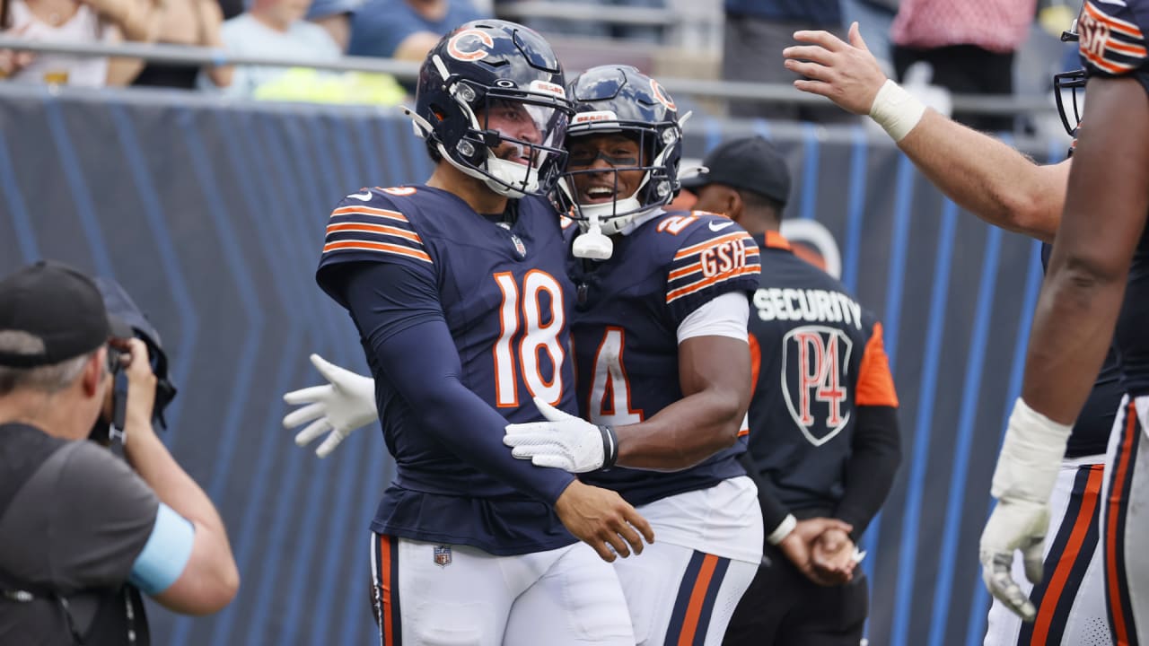 HIGHLIGHT: Caleb Williams' first preseason TD comes via scramble to ...