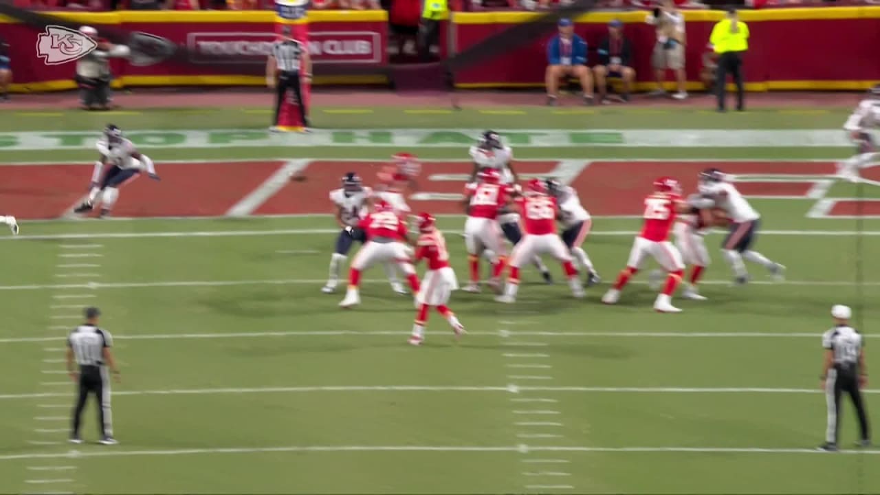 HIGHLIGHT: Reddy Steward snatches Chris Oladokun pass for goal-line INT