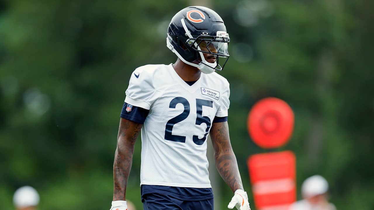Bears CB Nahshon Wright making most of opportunities in training camp