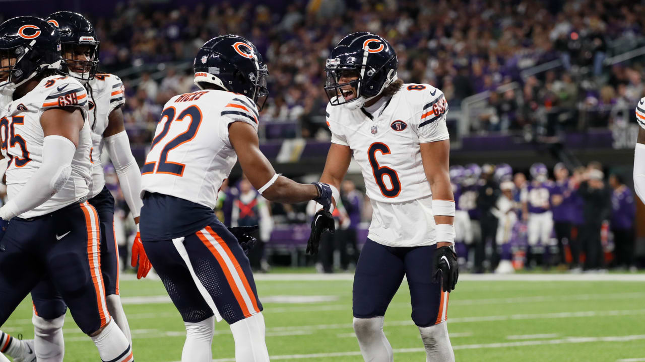 HIGHLIGHT: Kyler Gordon records Bears' 4th INT