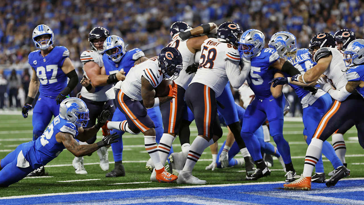 HIGHLIGHT: D'Andre Swift goes untouched for TD