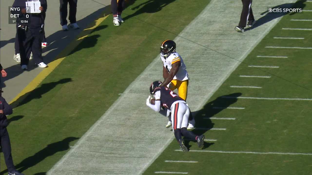 HIGHLIGHT: Nahshon Wright makes remarkable leaping interception