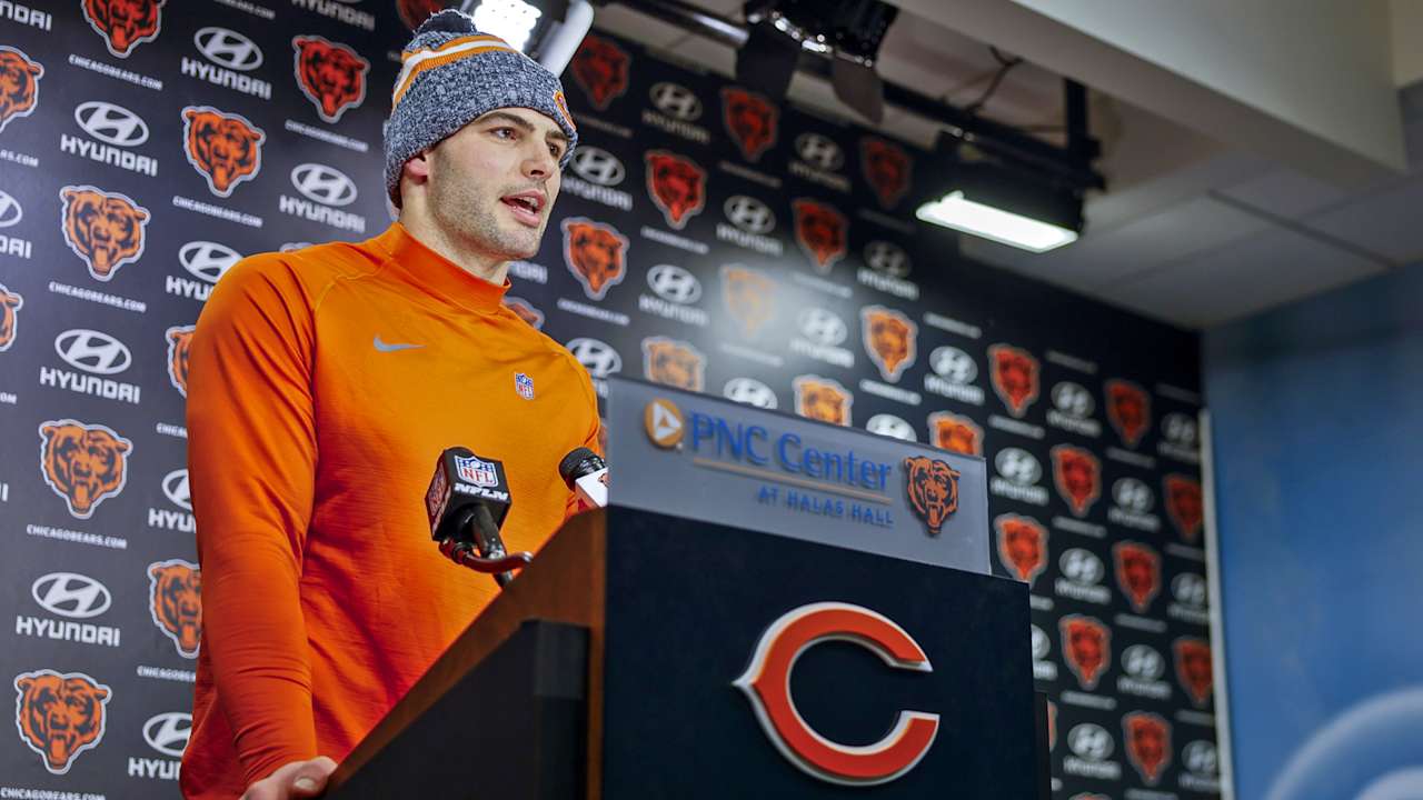 Cole Kmet wins Jeff Dickerson Good Guy Award